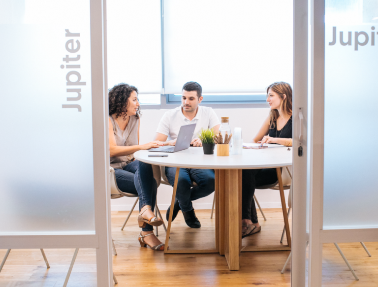 MIXER Work & lounge : Your Unique Coworking Space